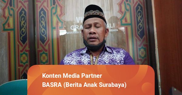 Kisah Mbah Tono, Pemulung Asal Ponorogo yang Naik Haji Usai 26 Tahun Menabung | kumparan.com